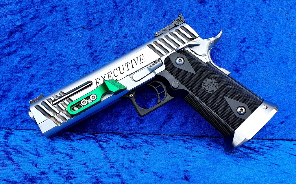 Säljes: STI Executive .40 + 9mm (möjlighet växelsats .22 LR) *SÅLD ...