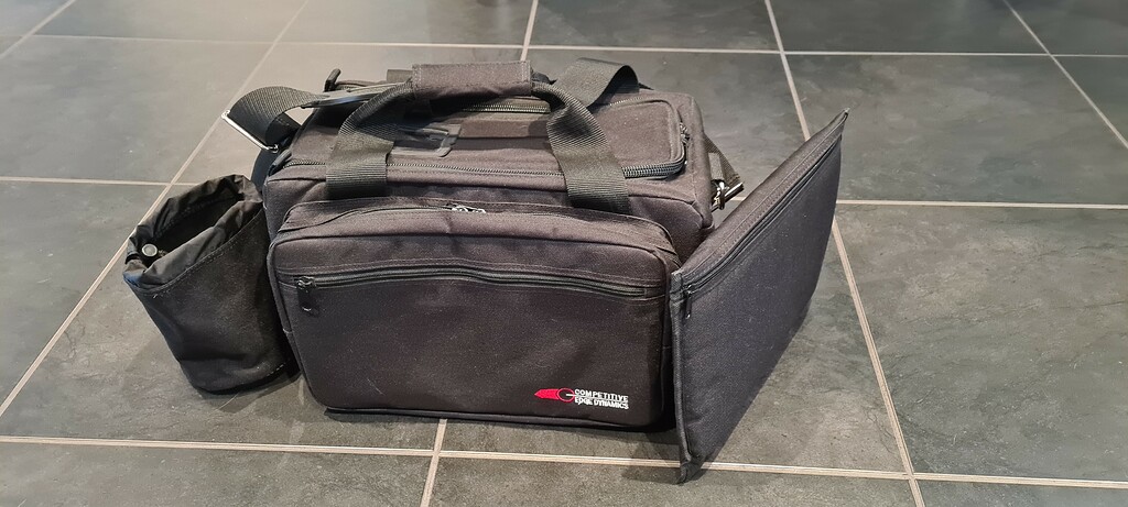 Competitive Edge Dynamics Deluxe Range Bag - Tillbehör Säljes ...