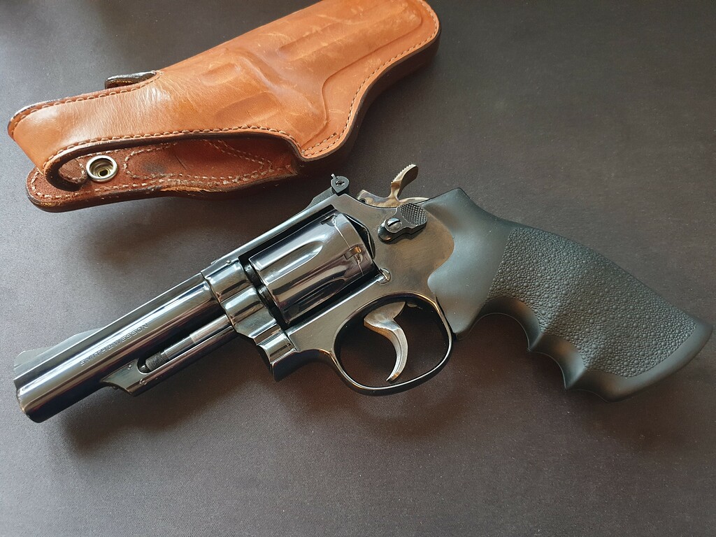 Smith & Wesson M19-3 4" 357Magnum - Vapen säljes - skytteforum.com