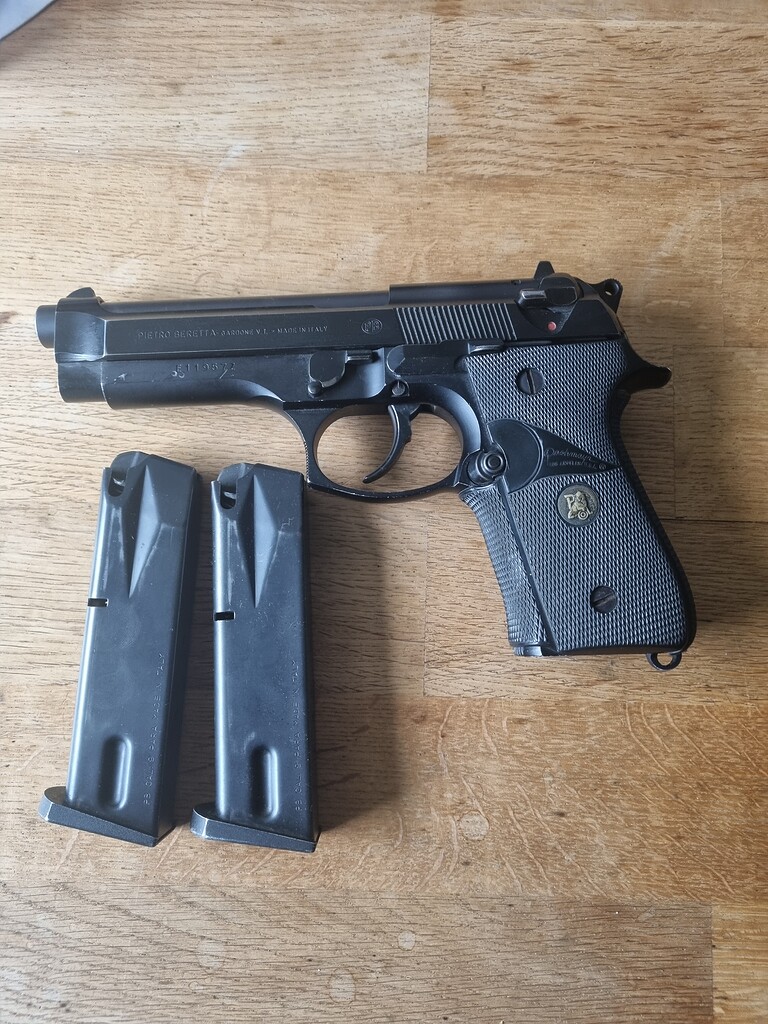 Beretta Fs92 - Vapen säljes - skytteforum.com